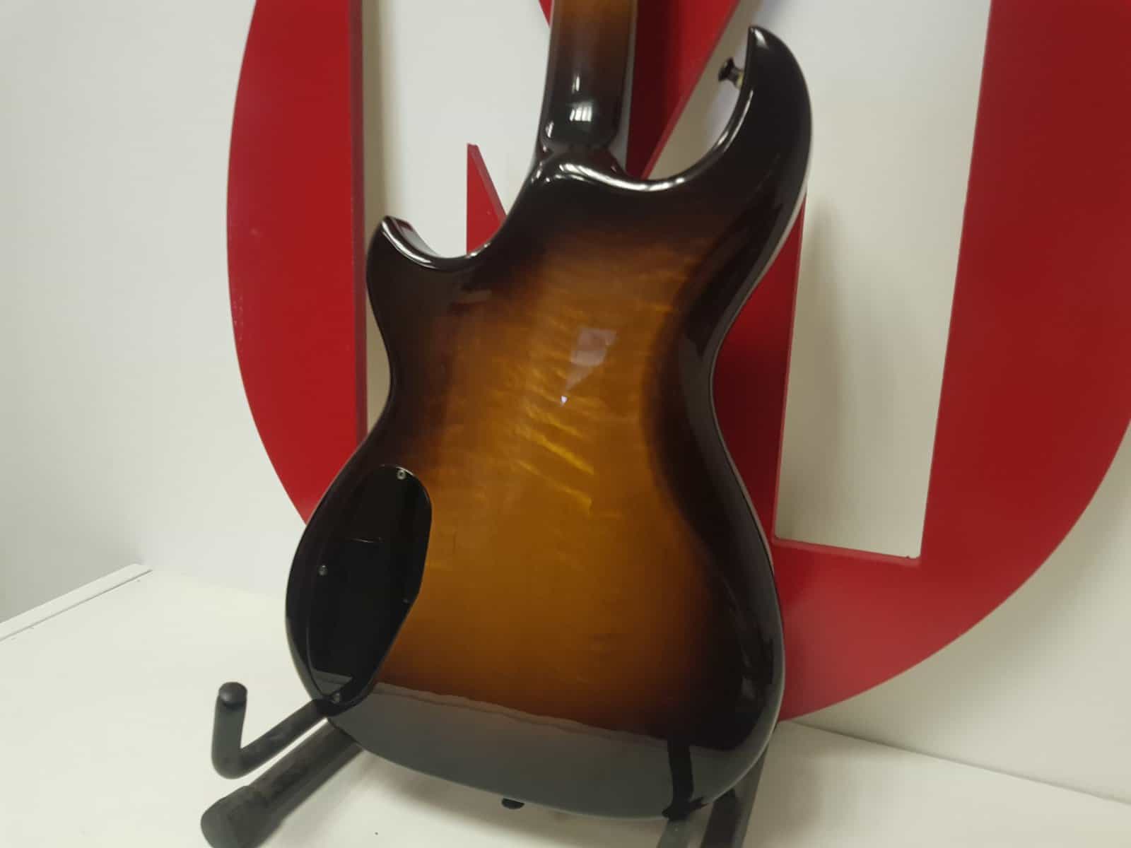 Maton – Fretless Bass – Custom Built | M-GUITARS - IN THE SHOP TODAY ...