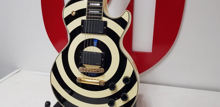 SOLD – £4700 – S/H Zakk Wylde Bullseye CUSTOM SHOP Gibson | M-Guitars ...